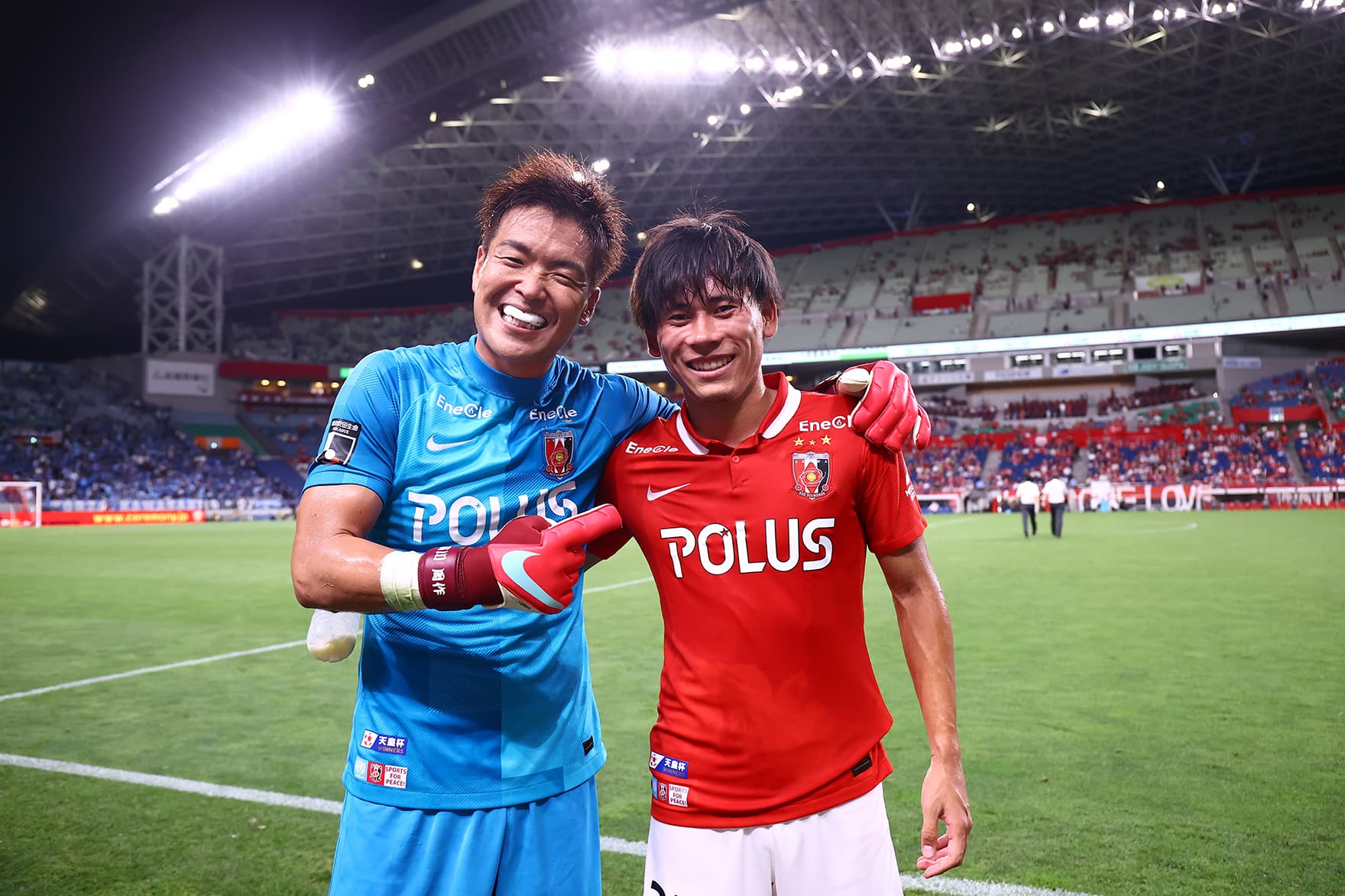 どの先生も、いま試合を見に来てくれています│レッズでんきマガジン powered by Enecle